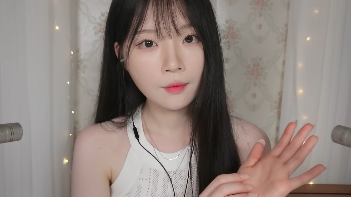 Latte's ASMRtist Collection - Nara Asmr - v1.0 | Stable Diffusion LoRA | Civitai