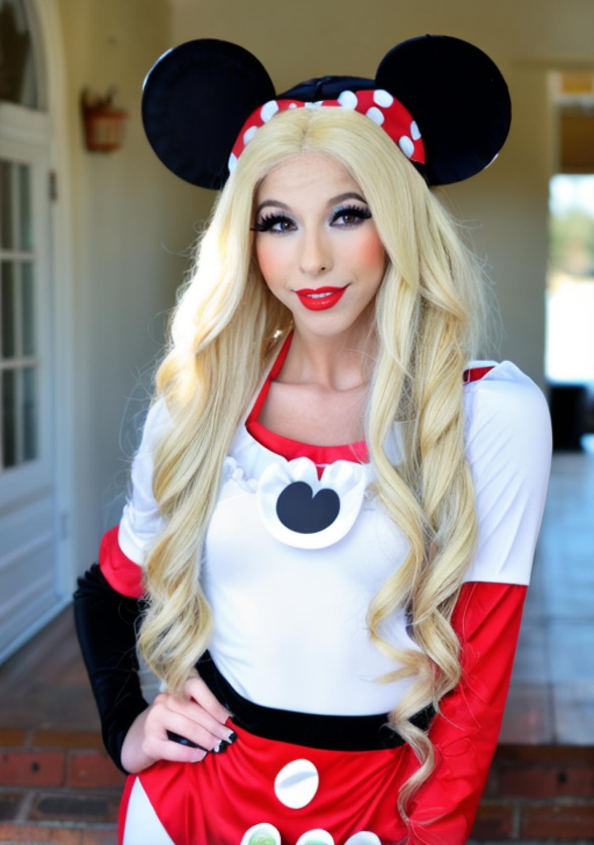 Kenzie Reeves - v1.0 Showcase | Civitai