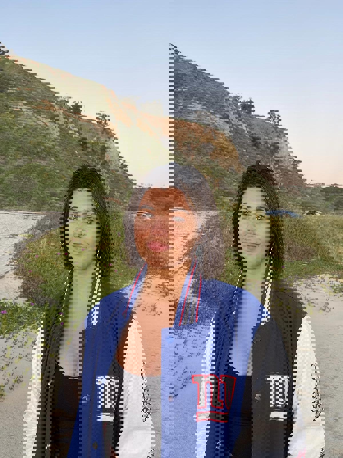 Civitai | Amber Frank - SD 1.5 Embed Creation